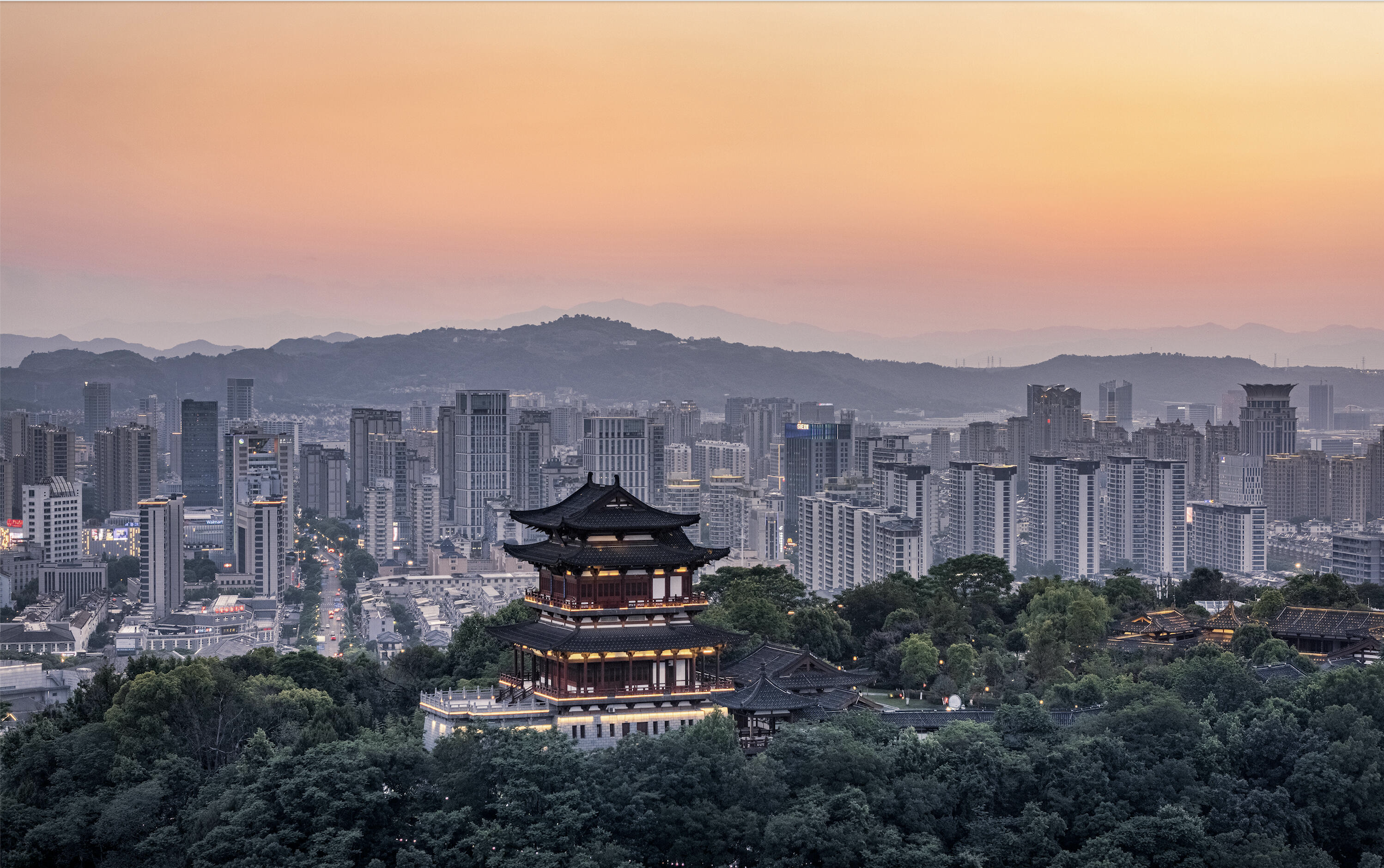 Xinchang, China: Giant Buddha Temple, Mt. Tianmu & Li Bai's Poetic ...